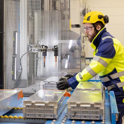 Fortum Battery Recycling receives permit to start battery recycling ...